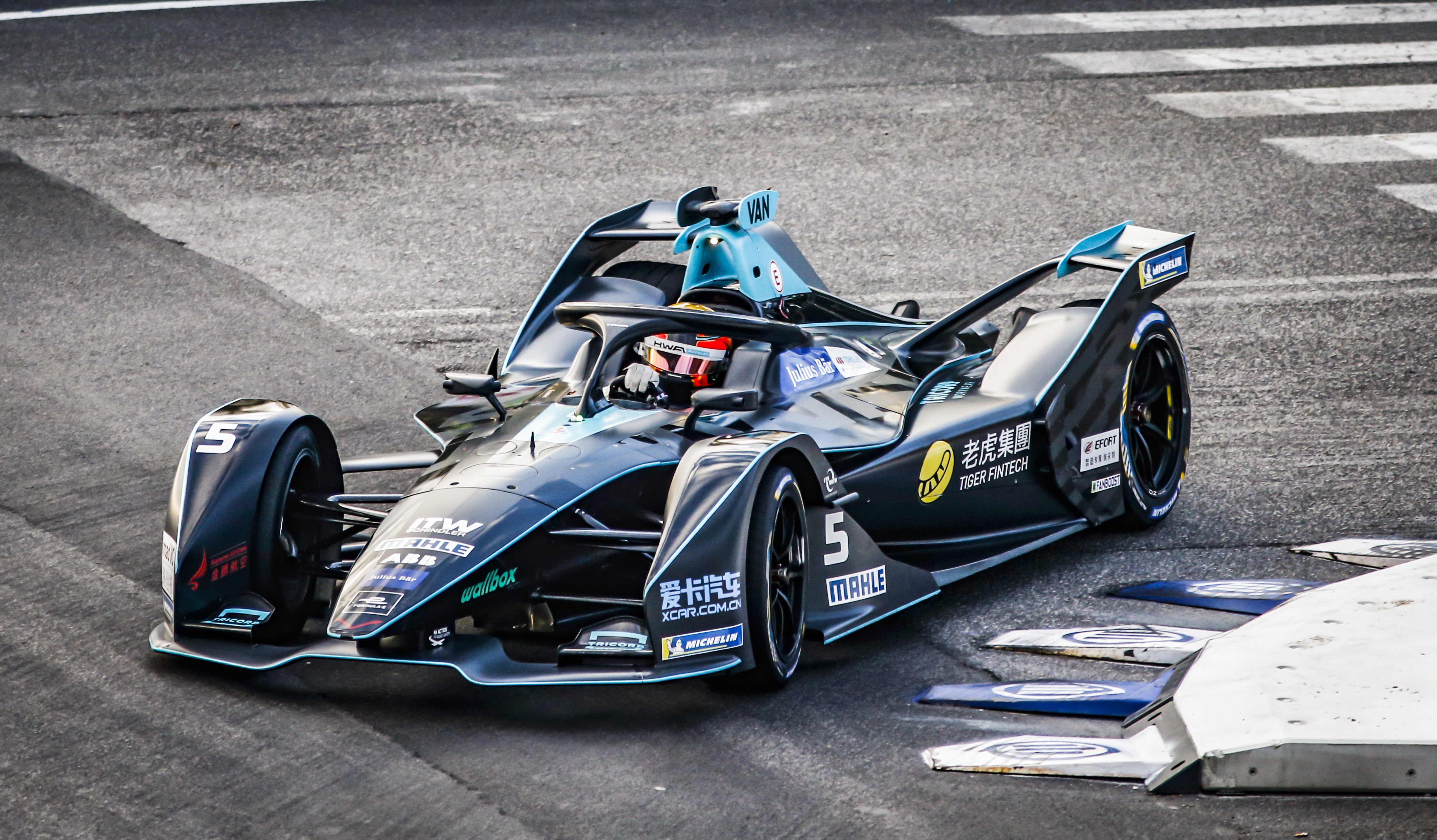 Vandoorne sichert HWA RACELAB in Rom ersten Podestplatz in der Formel E